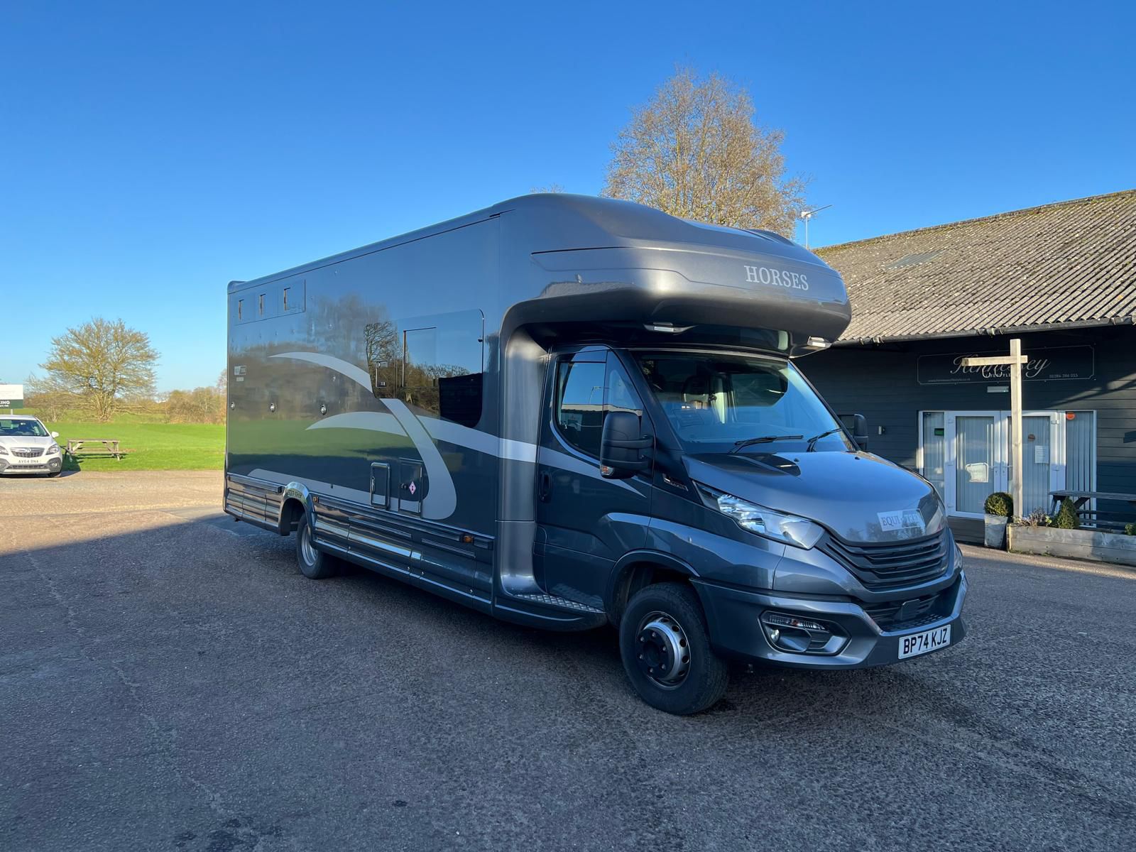 Brand New Equi-Trek Evolution 7200kg - Equi-Trek